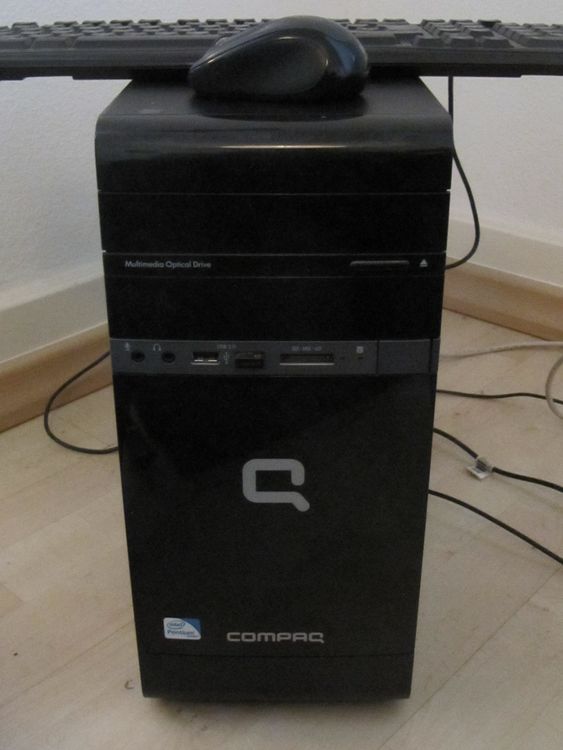 HPCompaq Computer zu verkaufen,inkl.Tastatur und Maus. (Gebraucht) in ...