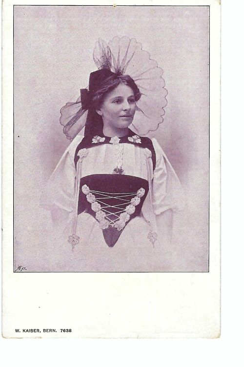 FRAU IN DER BERNER SONNTAGSTRACHT, W. Kaiser Bern | Kaufen auf Ricardo