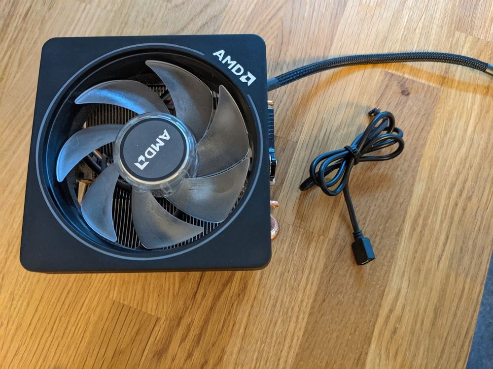 AMD Wraith Prism CPU Kühler (Gebraucht) in Zuerich für CHF 11 – mit ...