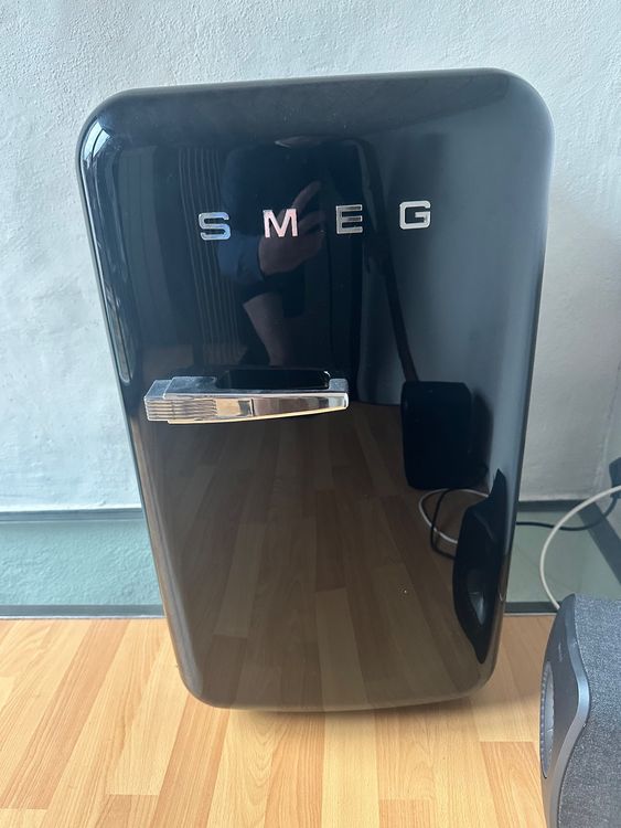 SMEG Mini-fridge Schwarz (Gebraucht) in Solothurn für CHF 290 – nur ...