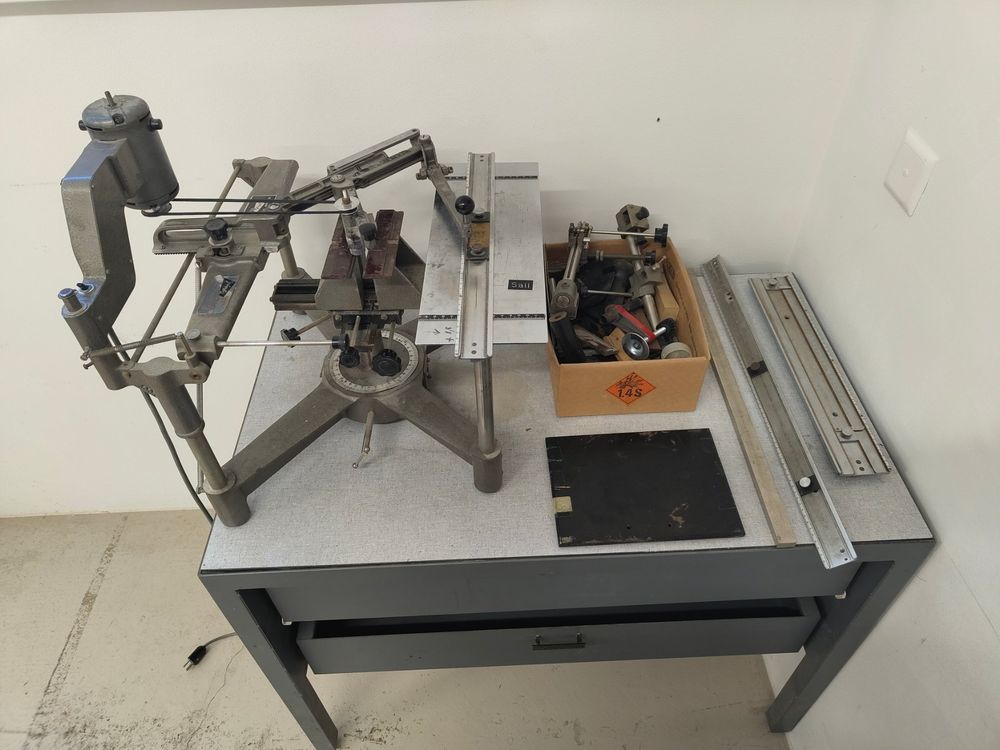 Graviermaschine von Gravograph – Modell IT_13718! (Gebraucht) in ...