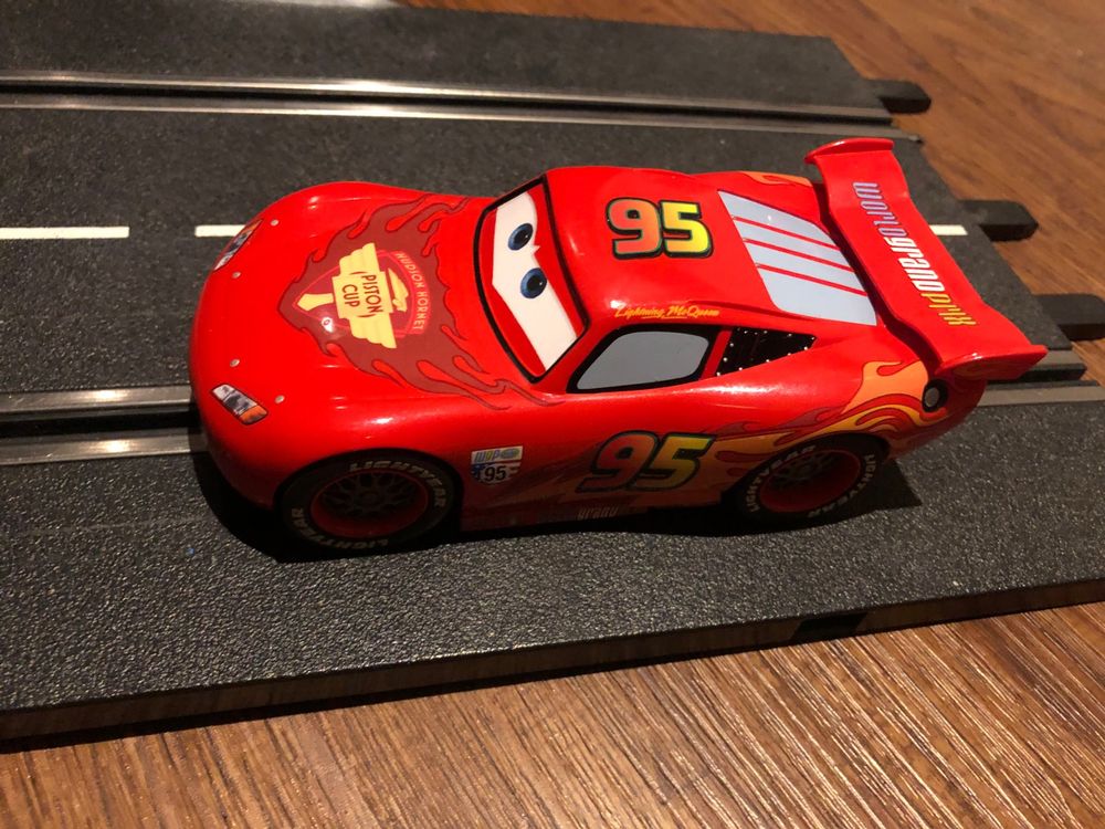 Carrera Evolution 132 Disney-Pixar Cars 3 Lightning McQueen | Kaufen ...
