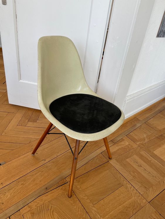 Eames Chair / Eames Stuhl | Kaufen auf Ricardo