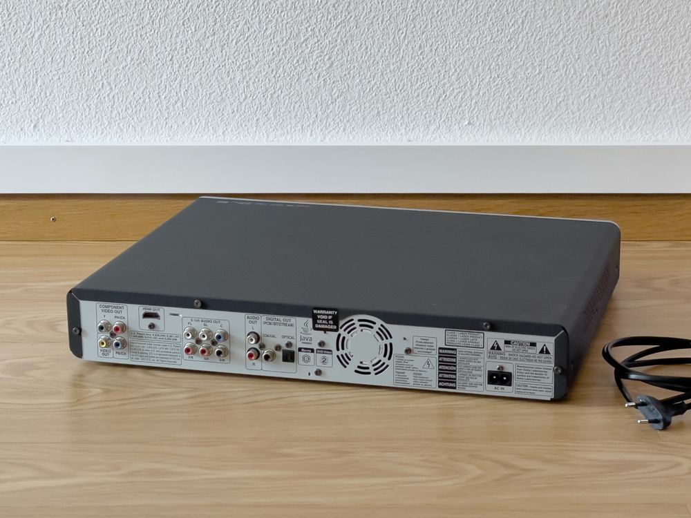 Philips Blu-ray Disc-Player BDP7200/12 inkl. 9 Filme (Gebraucht) in ...