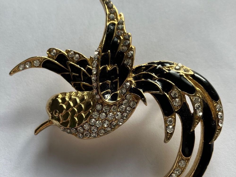 Broche en metal dore émaillée avec strass | Kaufen auf Ricardo