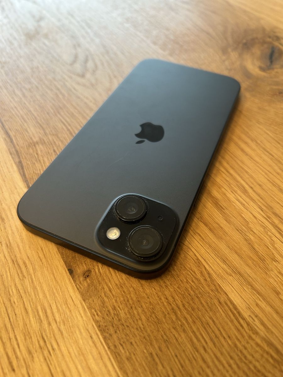 iPhone 15 Plus 128GB - schwarz - neuwertig (Neu (gemäss Beschreibung ...