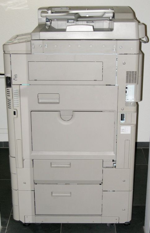 Canon Imagerunner Advance C2225i mit viel Ersatzmaterial (Defekt) in ...