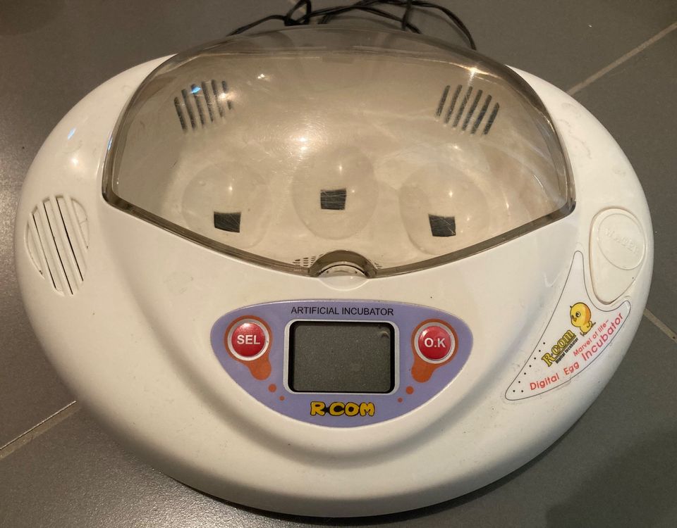 Rcom Mini Egg incubator | Kaufen auf Ricardo
