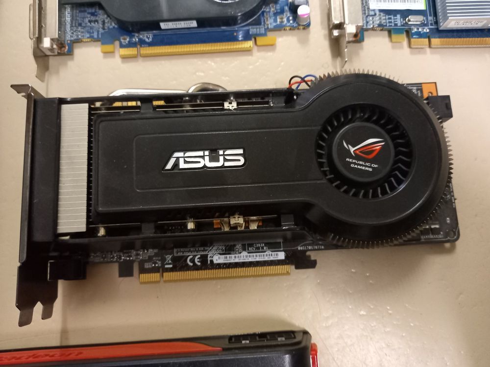 Ati Nvidia alte Grafikkarte (Gebraucht) in Romont für CHF 20 – mit ...