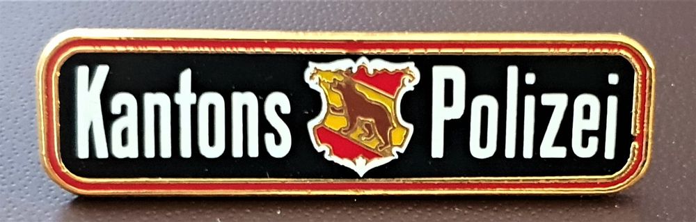 P979 - Pin Kantons Polizei Bern Nr. 0468/1000 (Gebraucht) in Reinach BL für CHF 2 – mit ...