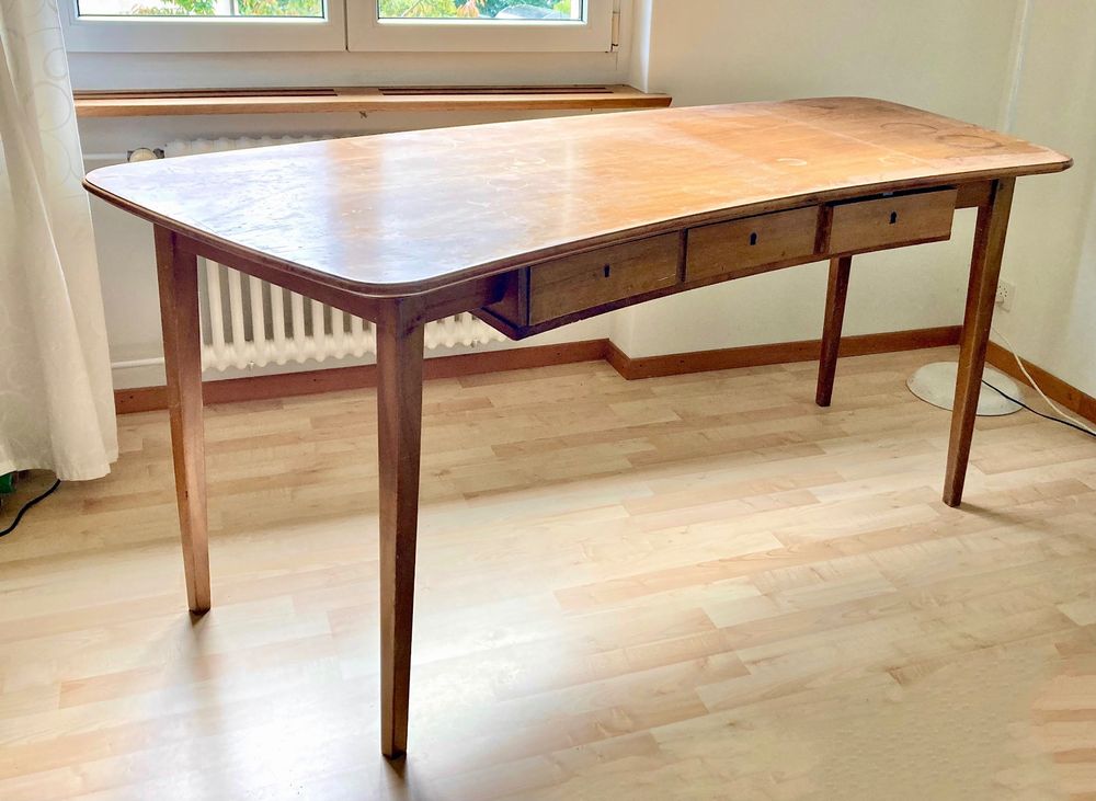 eleganter Design Schreibtisch | Kaufen auf Ricardo