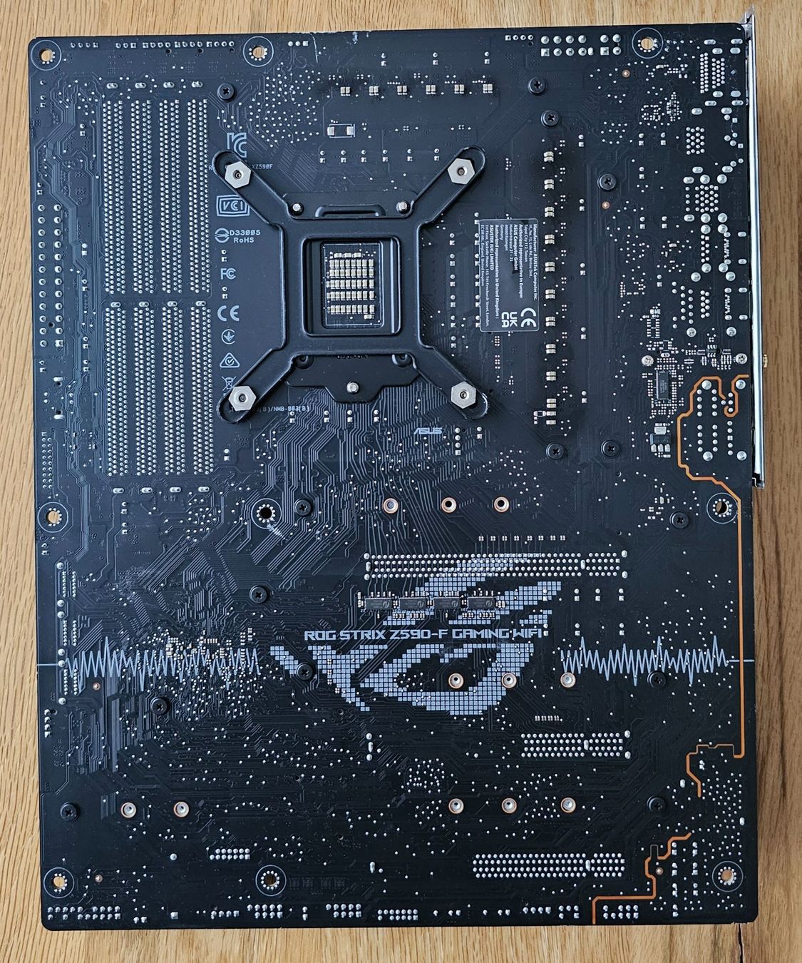 Asus Rog Strix Z590-F Gaming WiFi Mainboard ATX LGA 1200 (Gebraucht) in ...