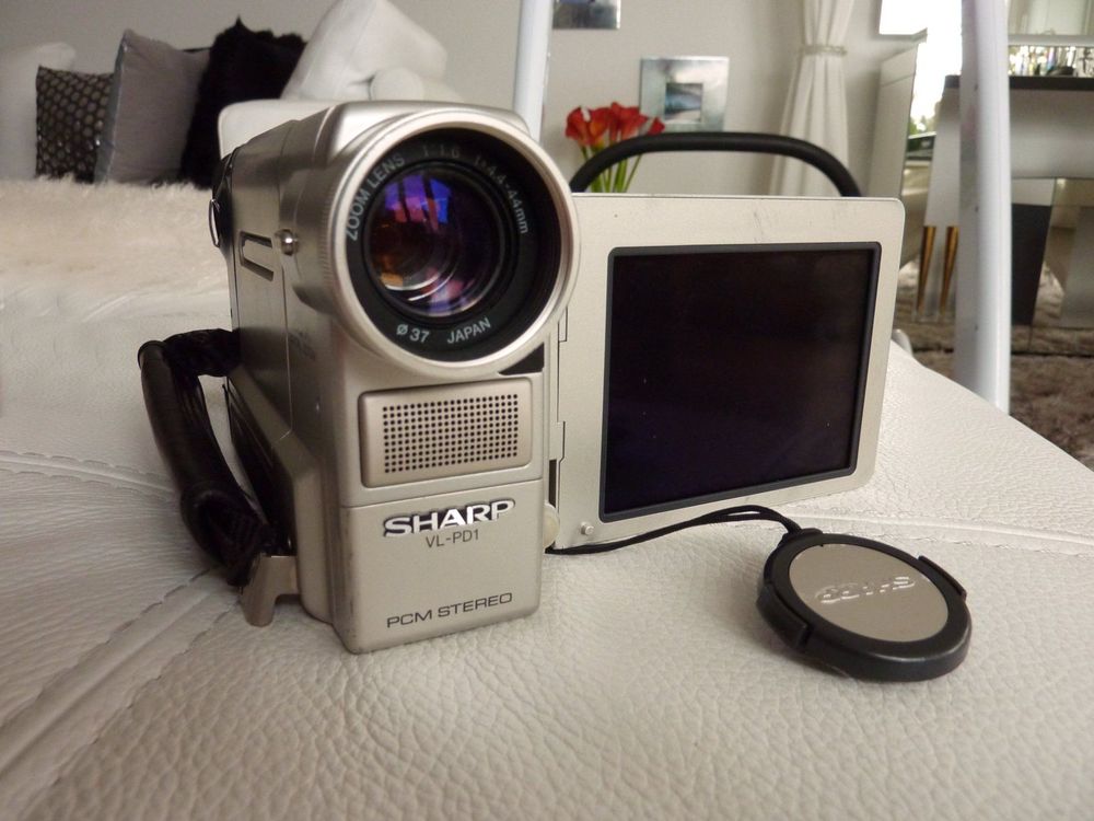 Mini DV Camcorder Sharp 25x Digital Zoom (Gebraucht) in Bassersdorf für ...
