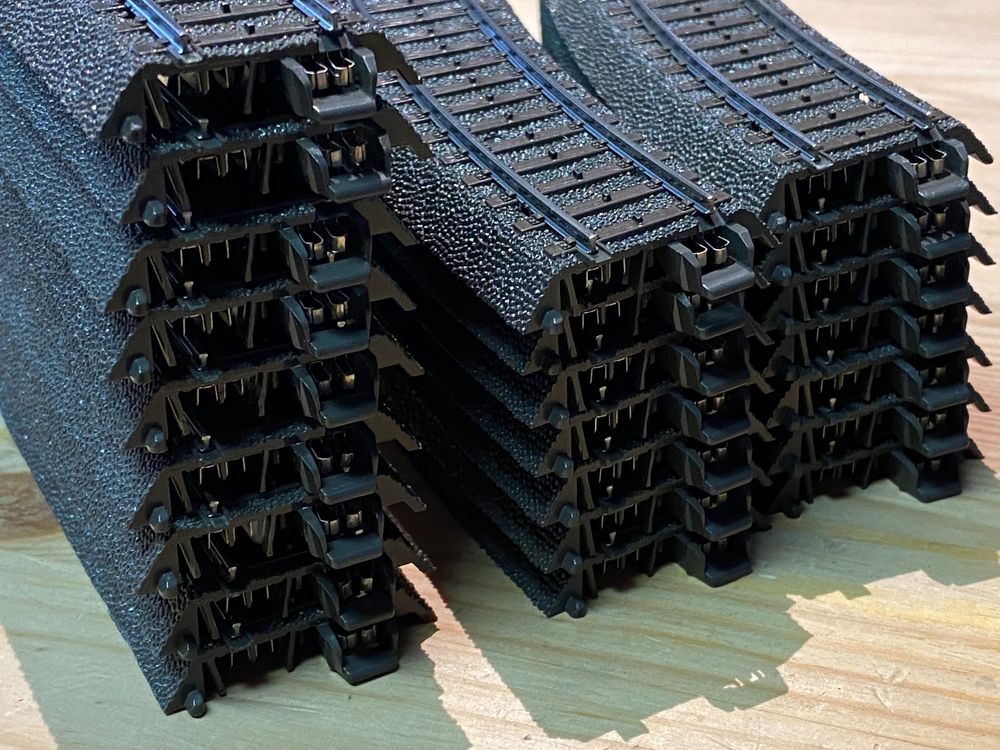 Märklin C-Gleis Set Oval, 25-teilig mit Geraden 24360 (Gebraucht) in ...