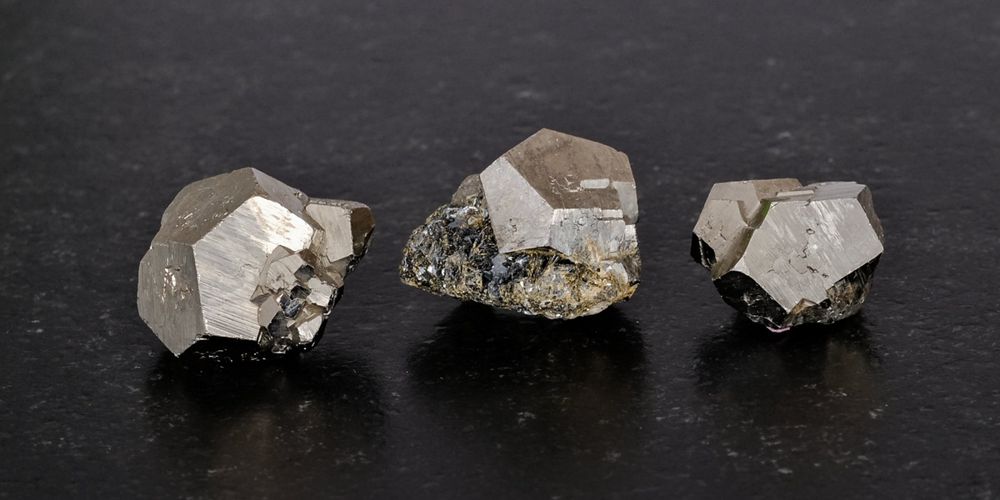 3 Pyrit Stufen von Rio Marina - Italien - Mineral - Kristall (Gebraucht) in Heiden für CHF 9 ...