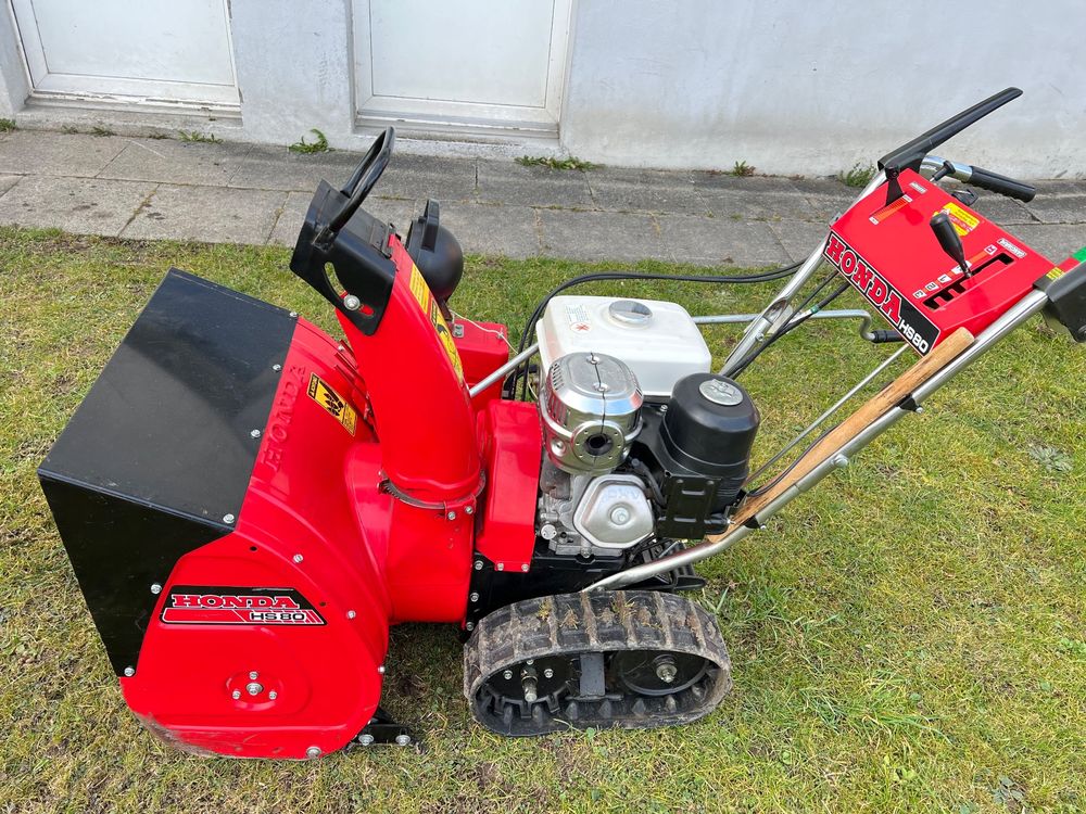 Wie Neue Schneefräse HONDA HS 80, E-Starter, Raupenfahrwerk (Gebraucht) in Hinwil für CHF 1299 ...