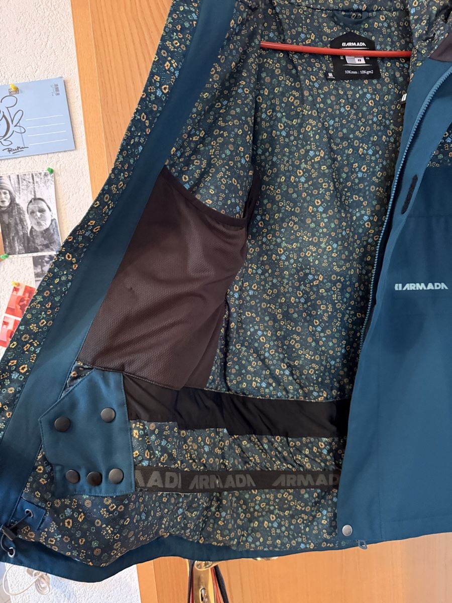 Armada Skijacke, neuwertig, Grösse M, Top Zustand! (Neu (gemäss ...