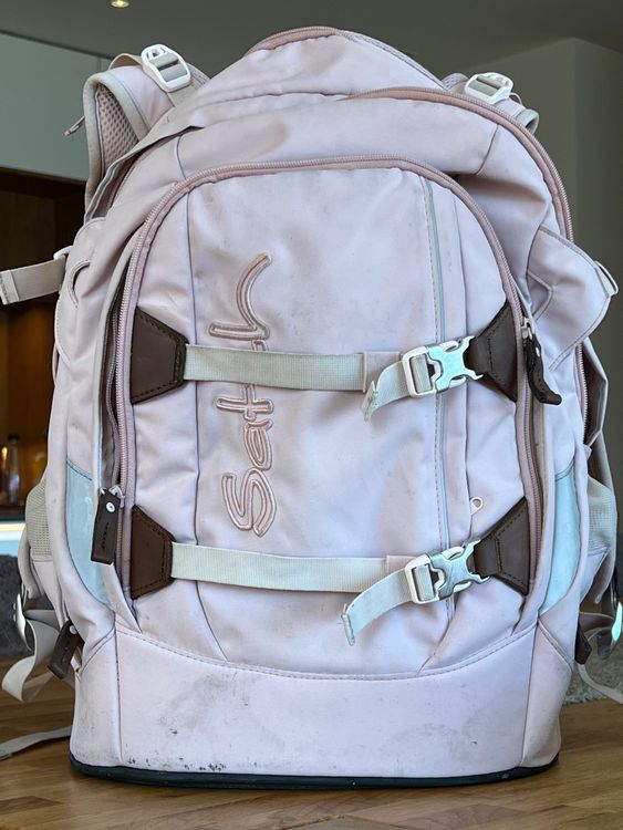 Satch Rucksack Rosa (Gebraucht) in Luven für CHF 55 – mit Lieferung auf ...