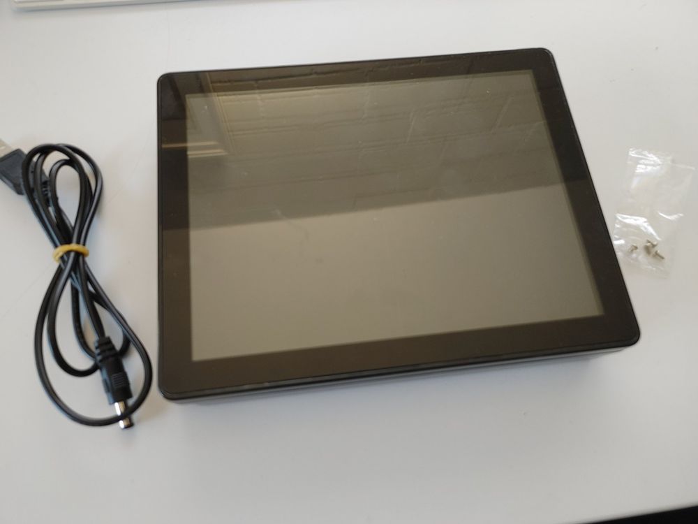 Hardkernel Odroid C2 mit 8" Touchscreen Gehäuse OD-VU8C | Kaufen auf Ricardo