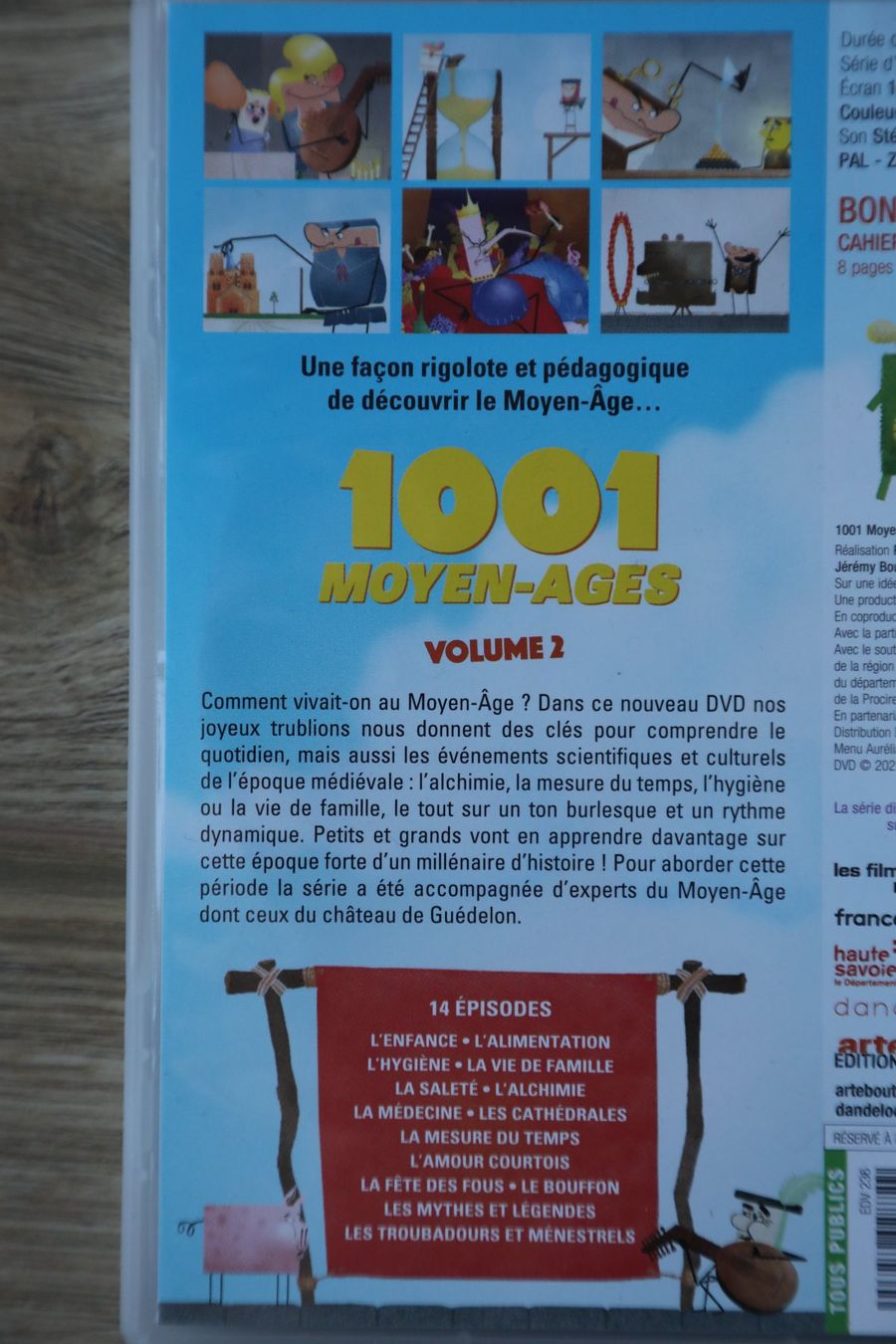 Lot de 2 DVDs 1001 MOYEN ÂGES Vol 1 et Vol 2 (D'occasion) à Porrentruy ...