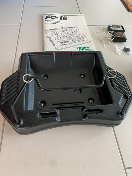 Futaba FC-18 Fernsteuerung inkl. 2 Empfänger PCM 40MHz (Gebraucht) in ...