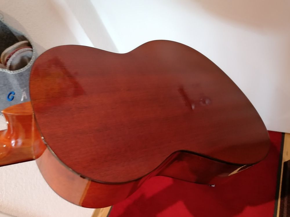 Klasische Gitarre Aria A550 mit original Gitarrentasche | Kaufen auf ...