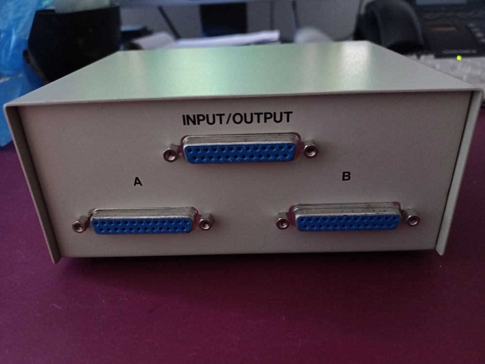Data Transfer Switch Box (Seriell / Parallel) | Kaufen auf Ricardo