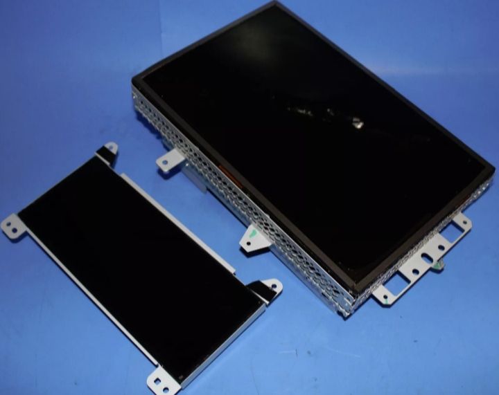 Tesla Model S MCU+IC set (Defekt) in Lüsslingen für CHF 150 – nur ...