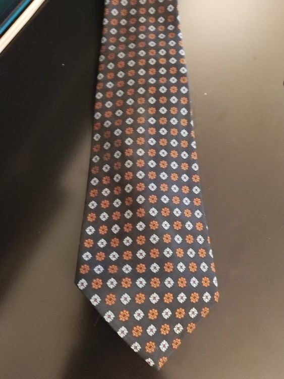 Kravatte Christian Dior (Gebraucht) in Solothurn für CHF 3 – mit Lieferung auf Ricardo kaufen