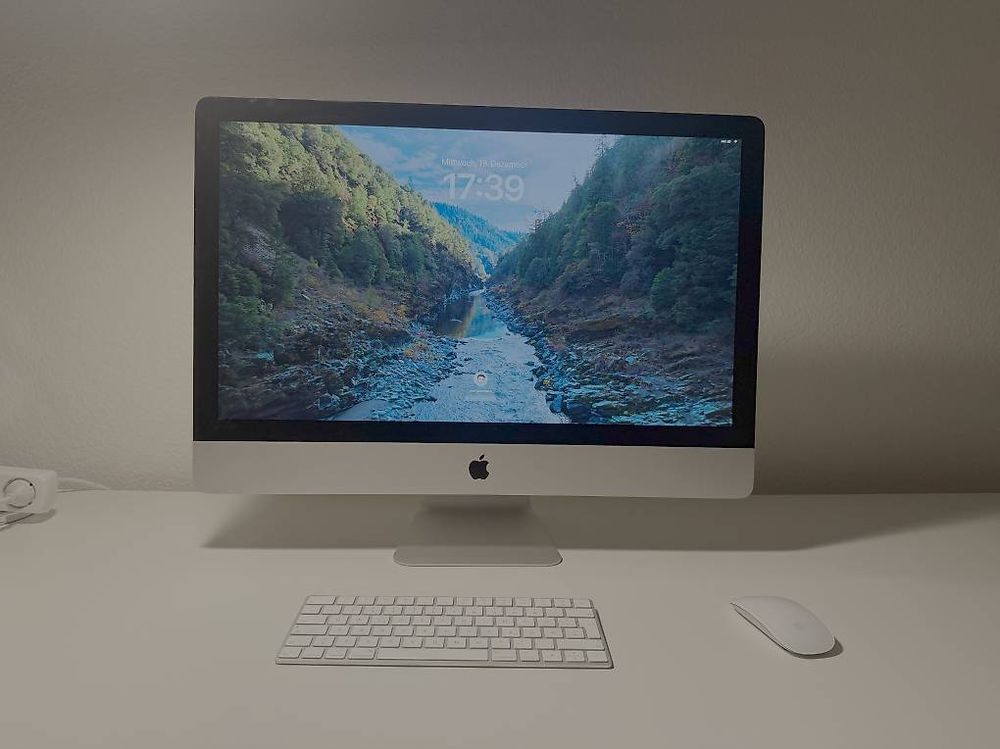 2020 iMac 27" | 8 Core i7 | 24GB | 500 SSD | 5500 XT 8 GB (Gebraucht) in Zürich für CHF 690 ...