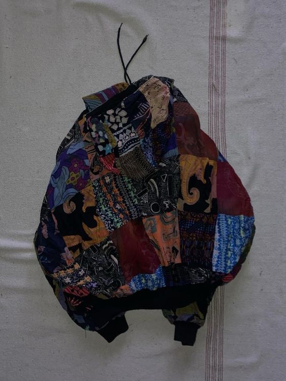 Vintage Patchwork Bomber Jacket - Unique & Cosy | Kaufen auf Ricardo