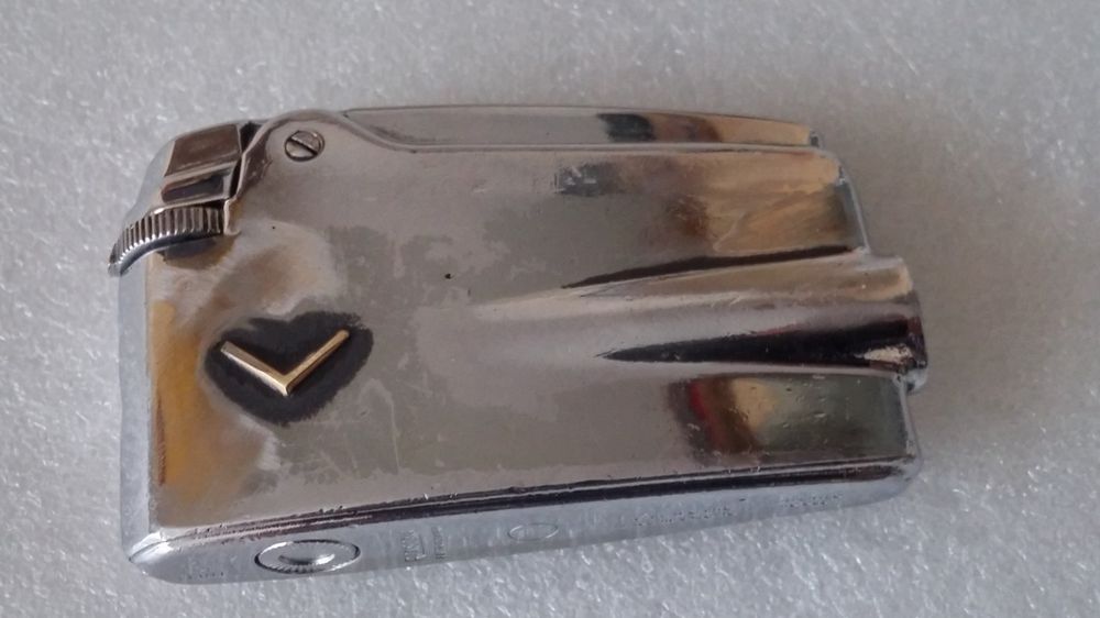 Ronson England Varaflame Gas Feuerzeug (Gebraucht) in Zürich für CHF 23 ...