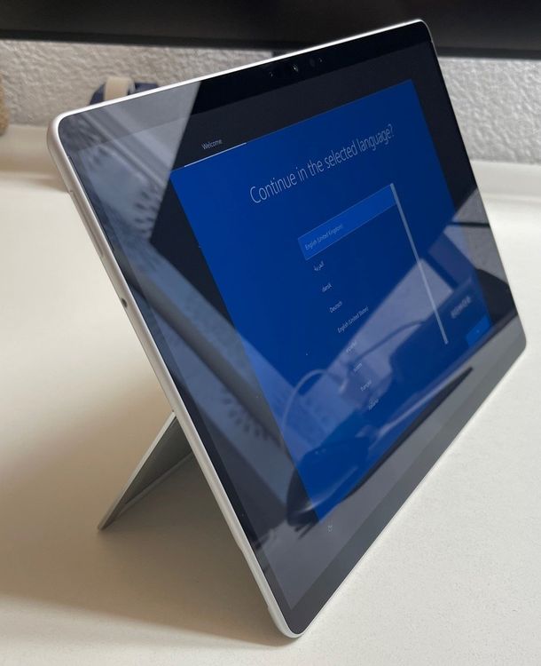 Neues MS Surface Pro8 - mit Garantie (NP:1834.40) | Kaufen auf Ricardo