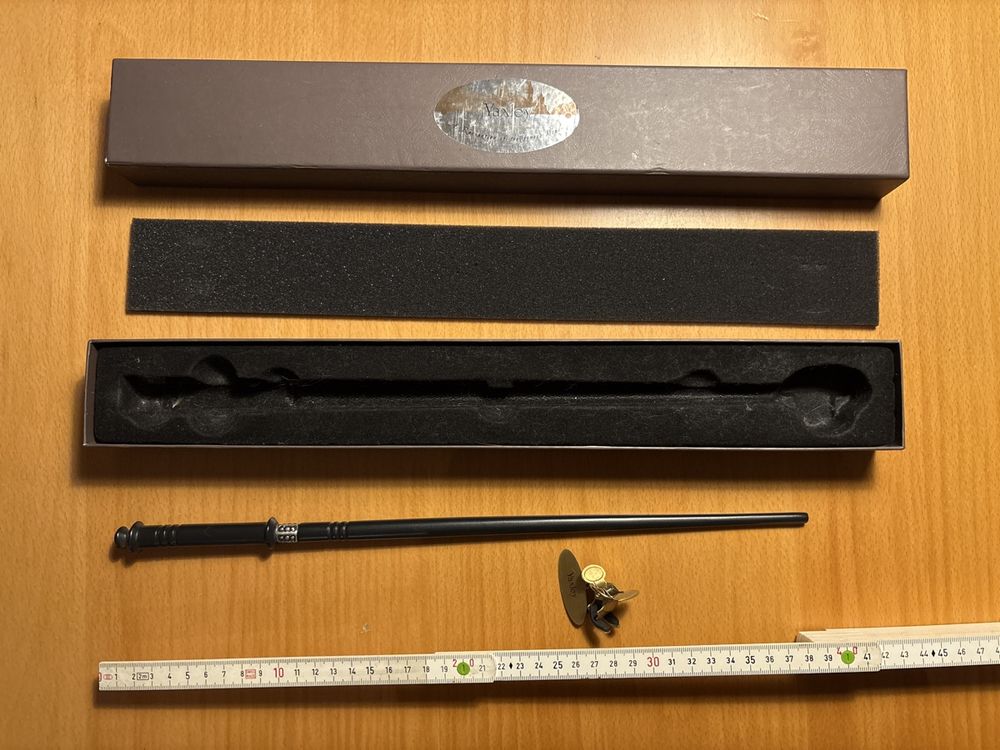 Harry Potter Zauberstab Yaxley Replik mit Schlüsselanhänger (Gebraucht ...