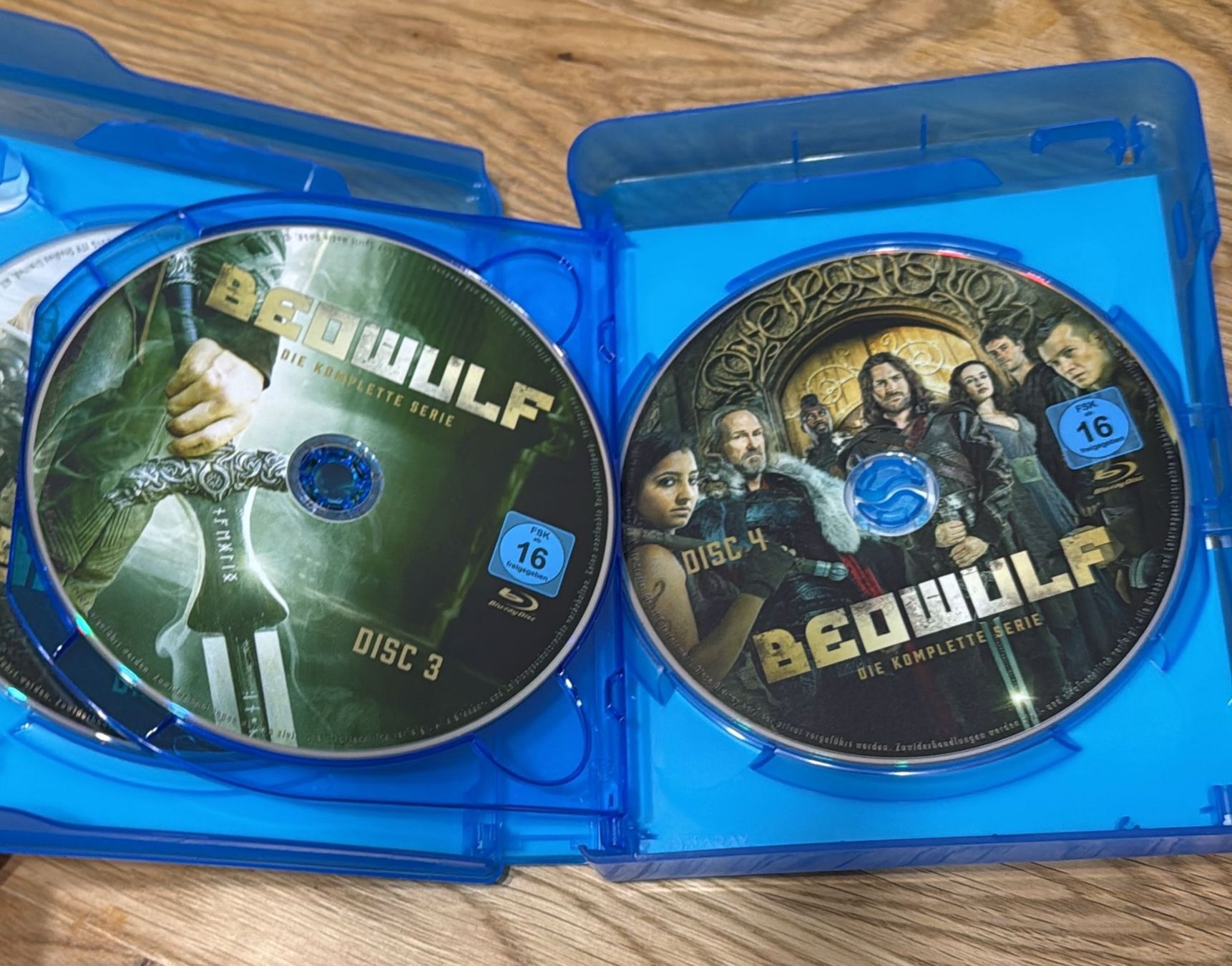BEOWULF DIE KOMPLETTE SERIE 4-DISC SET BLU-RAY (Gebraucht) in Zürich ...