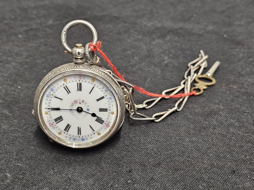 Antike Silber Taschenuhr, Handarbeit, Blumenmuster, 43mm Ø (Gebraucht) in Wolfertswil für CHF ...