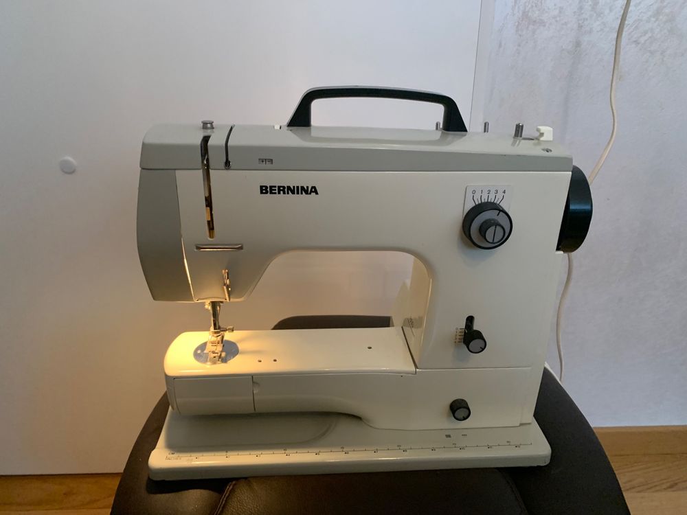 Bernina 800 (Gebraucht) in Schlieren für CHF 120 – mit Lieferung auf ...