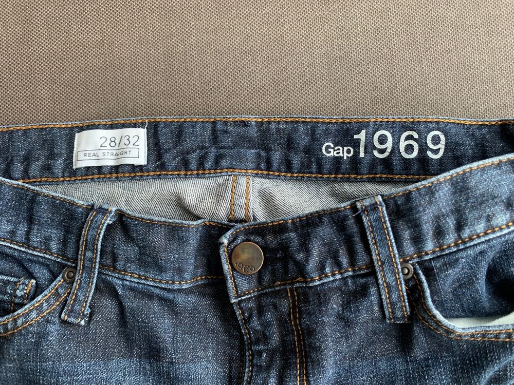 GAP Jeans 1969, W 28 L 32, Gerader Schnitt / Real Straight | Kaufen auf Ricardo