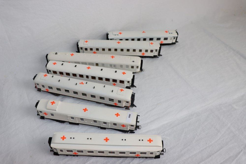Roco "Kranken"-Eisenbahnen (6998) (Neu (gemäss Beschreibung)) in ...