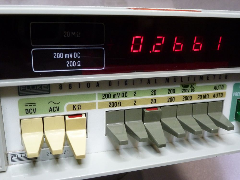 Fluke 8810A Digital Multimeter (ohne AC Messbereich) (Gebraucht) in ...