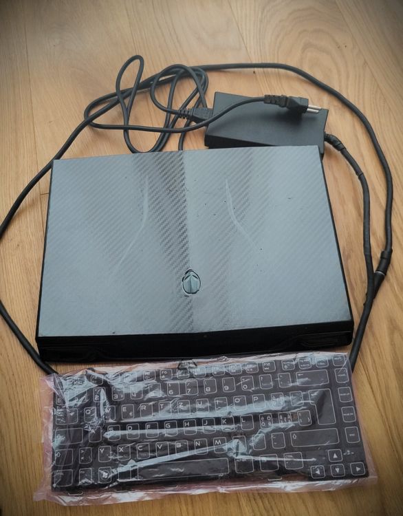 Alienware M14x R1 14" I7 Gaming Laptop (Win 10/8GB Ram) (Gebraucht) in ...