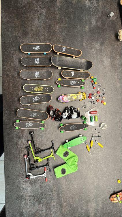 Collection de fingerboards Tech Deck, Grip Tricks, accessoir (D ...