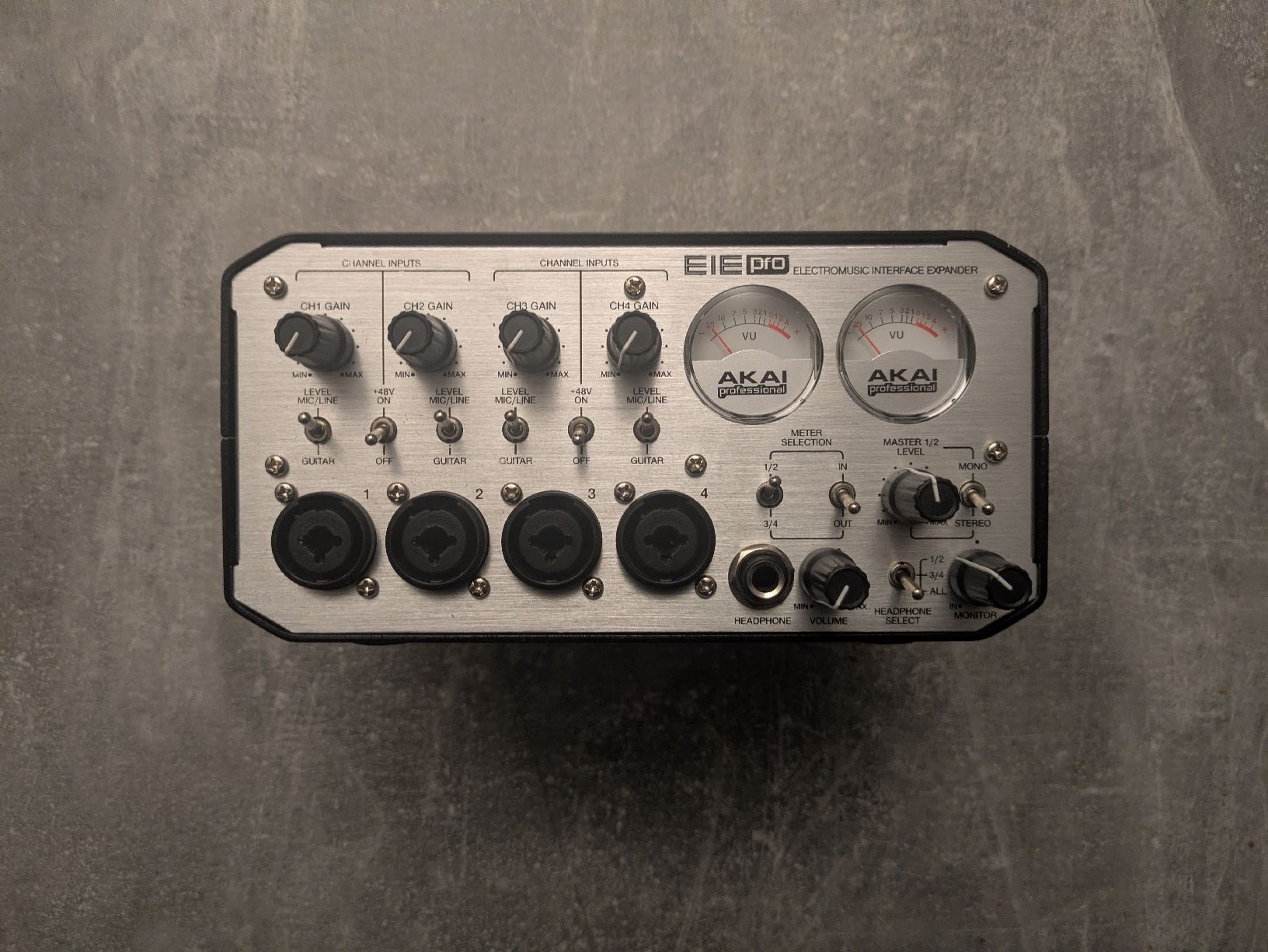 Akai EIE Pro Audio Interface (Gebraucht) in Zürich für CHF 50 – mit ...