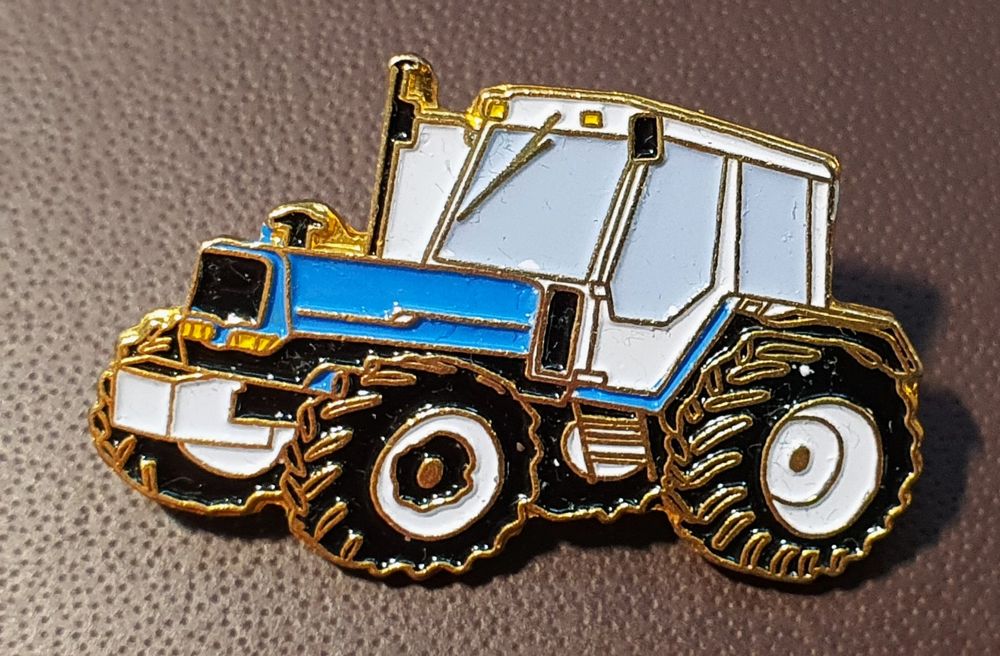T158 - Pin Landmaschine Traktor Treker: Landini (Gebraucht) in Reinach ...
