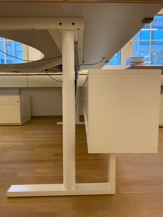 Schreibtisch L-Form Pult Büro Design gross höhenverstellbar (Gebraucht ...