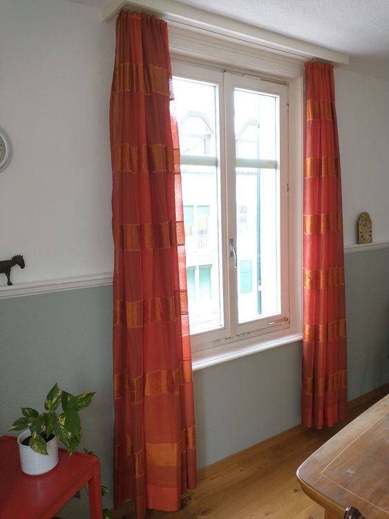 Rot-orange Vorhänge mit Muster, 3 Stück (Gebraucht) in St. Gallen für ...