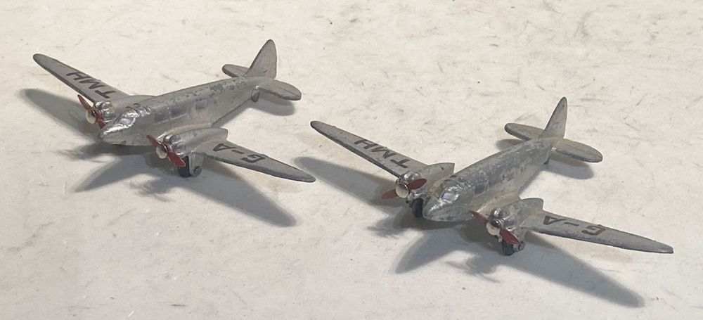 Dinky Toys (GB) 2 x 62m Light Transport Plane (1945 – 48) (Gebraucht ...