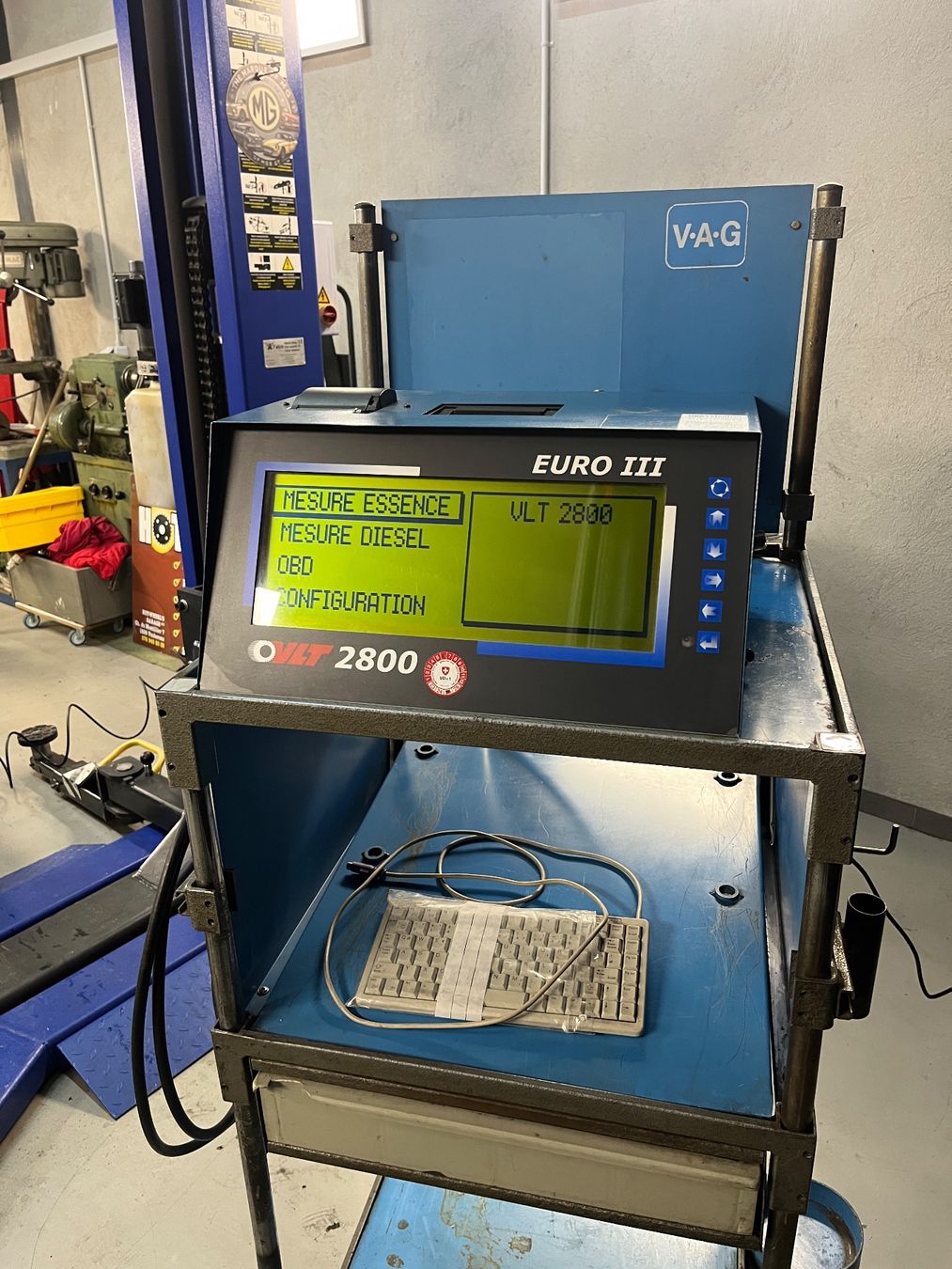 Analyseur de gazs pour contrôle périodique et réglages. (D'occasion) à ...