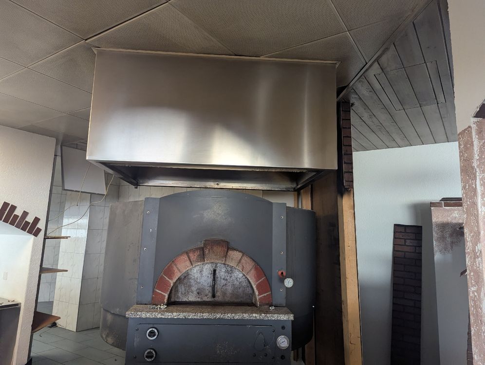 Profi Gas Pizzaofen Forni Morello 150 F6 - Top Zustand! (Gebraucht) in ...