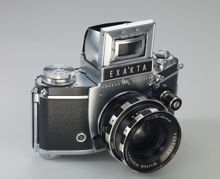 Ihagee Exakta Varex IIa mit Lichtschacht und Objektiv ab 1.– (Gebraucht ...